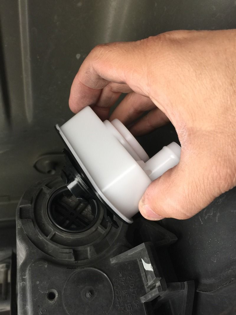 Installing New EVAP emissions leak sensor - OE #0486 1962AB | DODGE RAM ...