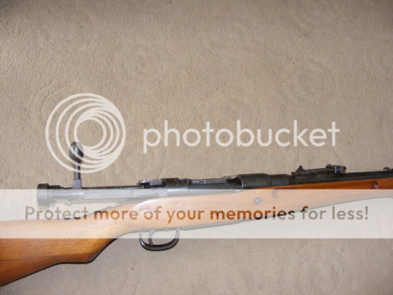 need help identifyig vintage bolt action rifle | The Firearms Forum
